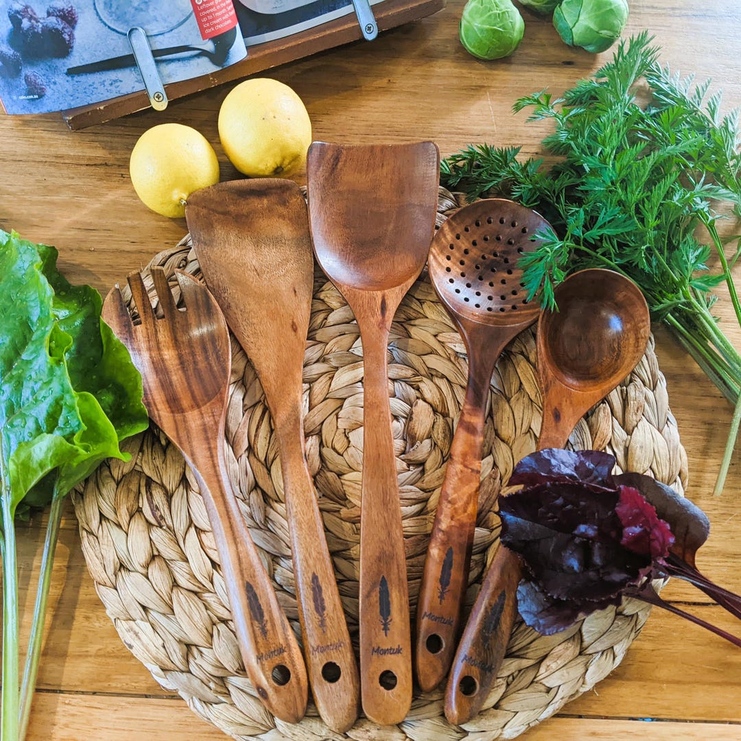 Montuk 5 Pcs Natural Teak Wood Cooking Utensils Set for Kitchen, Spoon ...