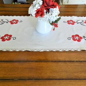 Red Dresser Scarf, Table Runner, Hand Embroidered, Large Runner, Bureau ...