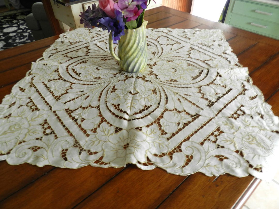 Cutwork Tablecloth, Table Topper, Embroidered - Etsy