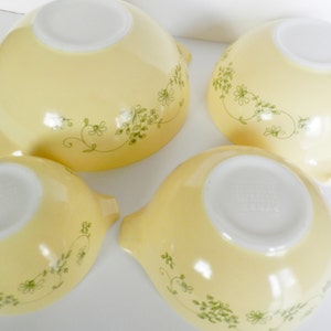 Shenandoah Pyrex Bowls Pristine Yellow Pyrex Bowl Set - Etsy