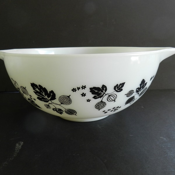 Pyrex Gooseberry - Etsy
