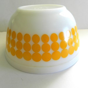 Pyrex Yellow Dot Bowl, 1967, Yellow Dots, 402 - Etsy