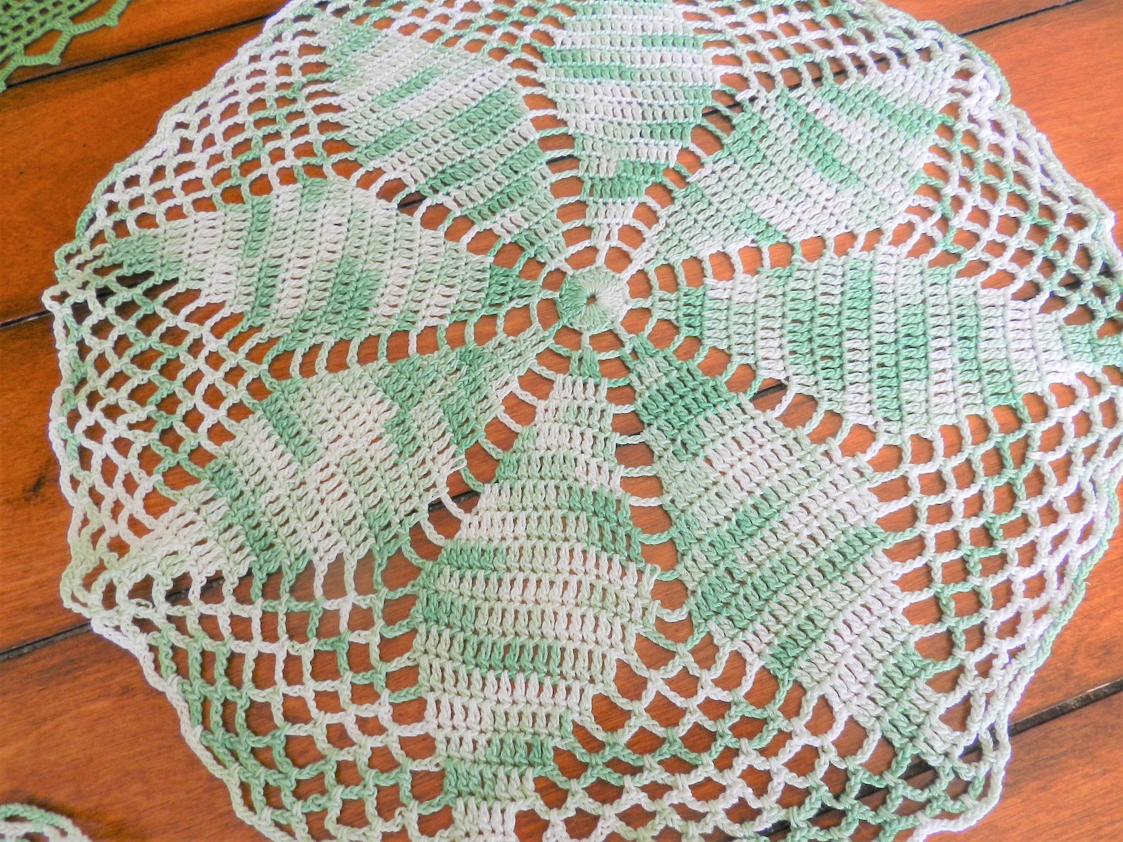 3 Green Doilies, Set of Doilies, Mint Green, Retro - Etsy