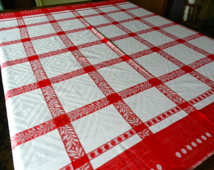 Red Plaid Tablecloth, Diner Style, Restaurant Style, Red Tablecloth ...