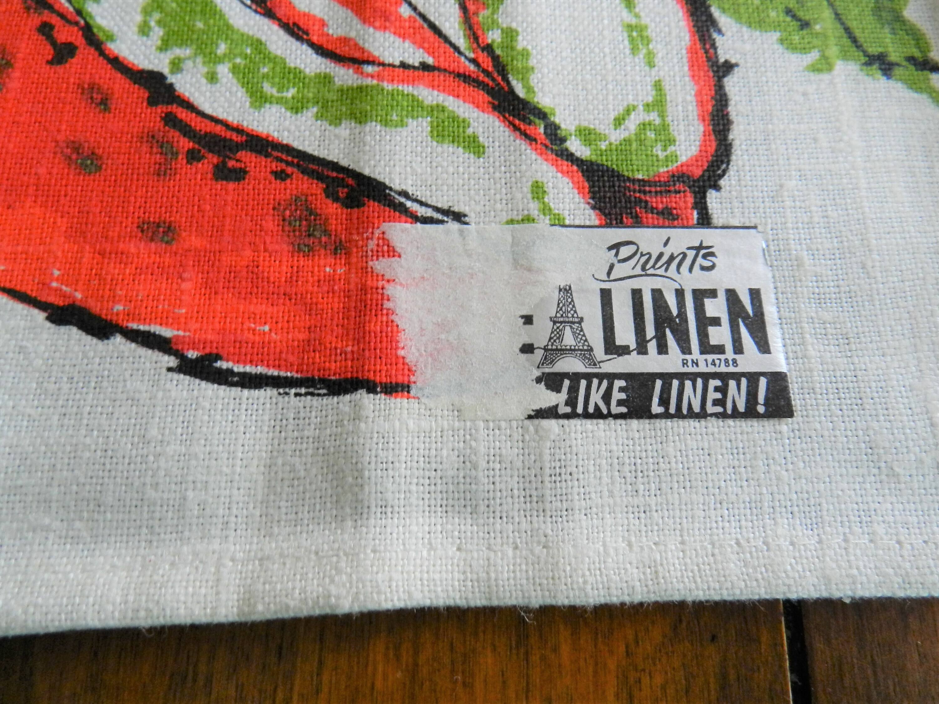NOS Red Apple Towel, Fruit Towel, Parisian Prints , Kitchen - Etsy