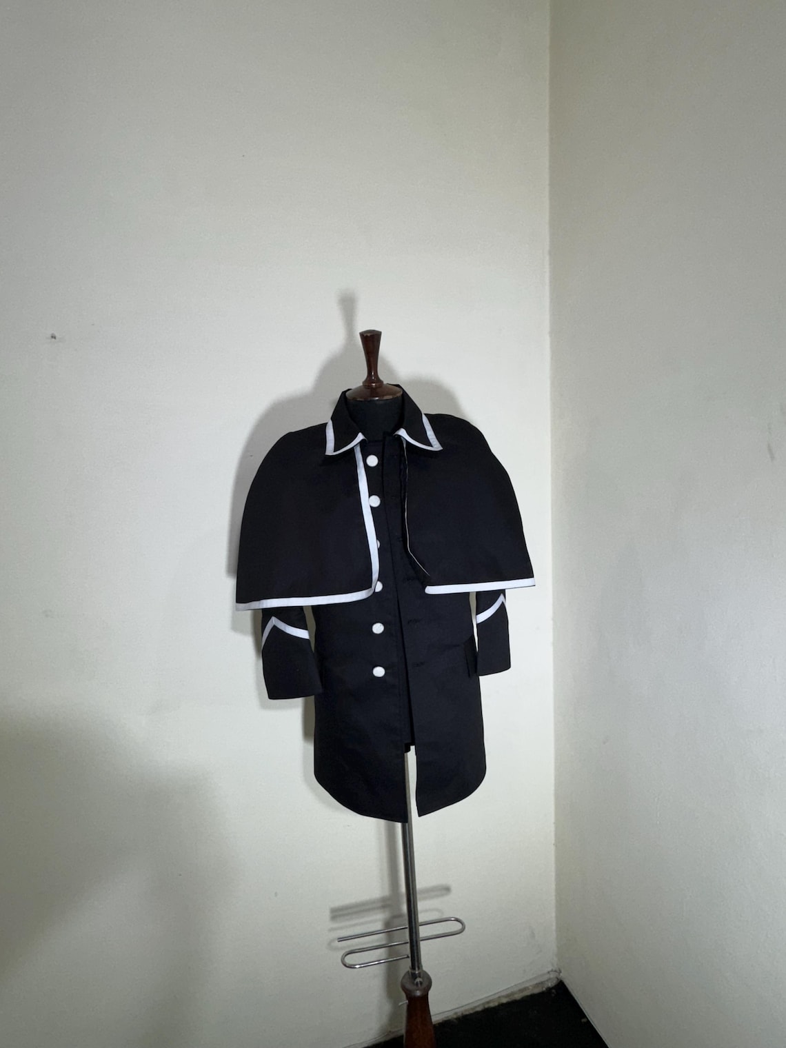 Handmade Wool Inverness Cape Coat – Classic Coachmen Overcoat - Etsy