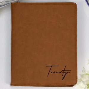 Personalized Monogram Portfolio, Elegant Monogram Engraved Padfolio ...