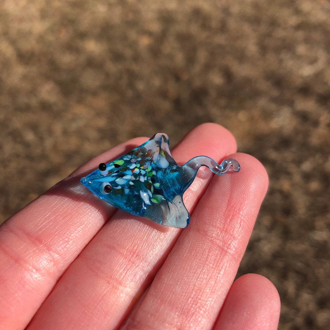 Tiny Glass Manta Ray (divine Feminine, Goddess, Goddess Magic, Ritual ...
