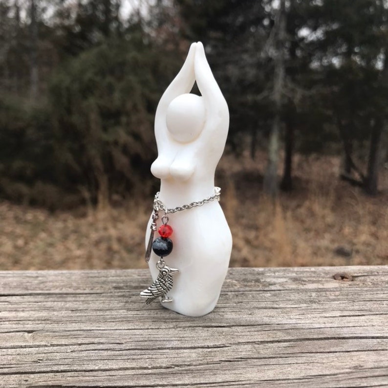 Badb Catha Goddess Statue statue Crow Raven Warrior - Etsy