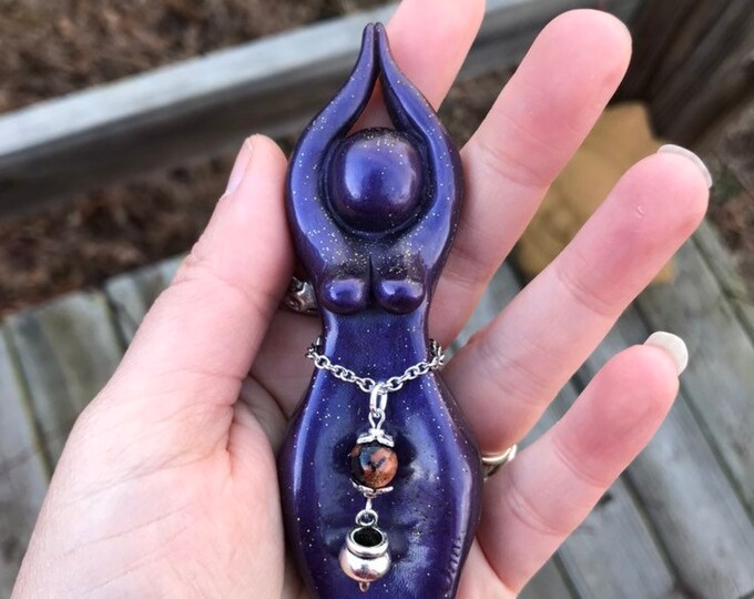 Cerridwen Goddess Statue statue, Crone, Wisdom, Priestess, Cauldron - Etsy