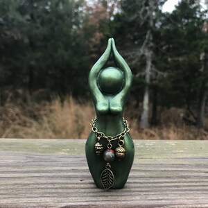 Gaia Story Goddess Statue (statue, Figurine, Gaea, Earth Goddess ...