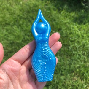 Know Labyrinth Goddess Sacred Path Statue - Aset Blue (figurine, Brigid ...