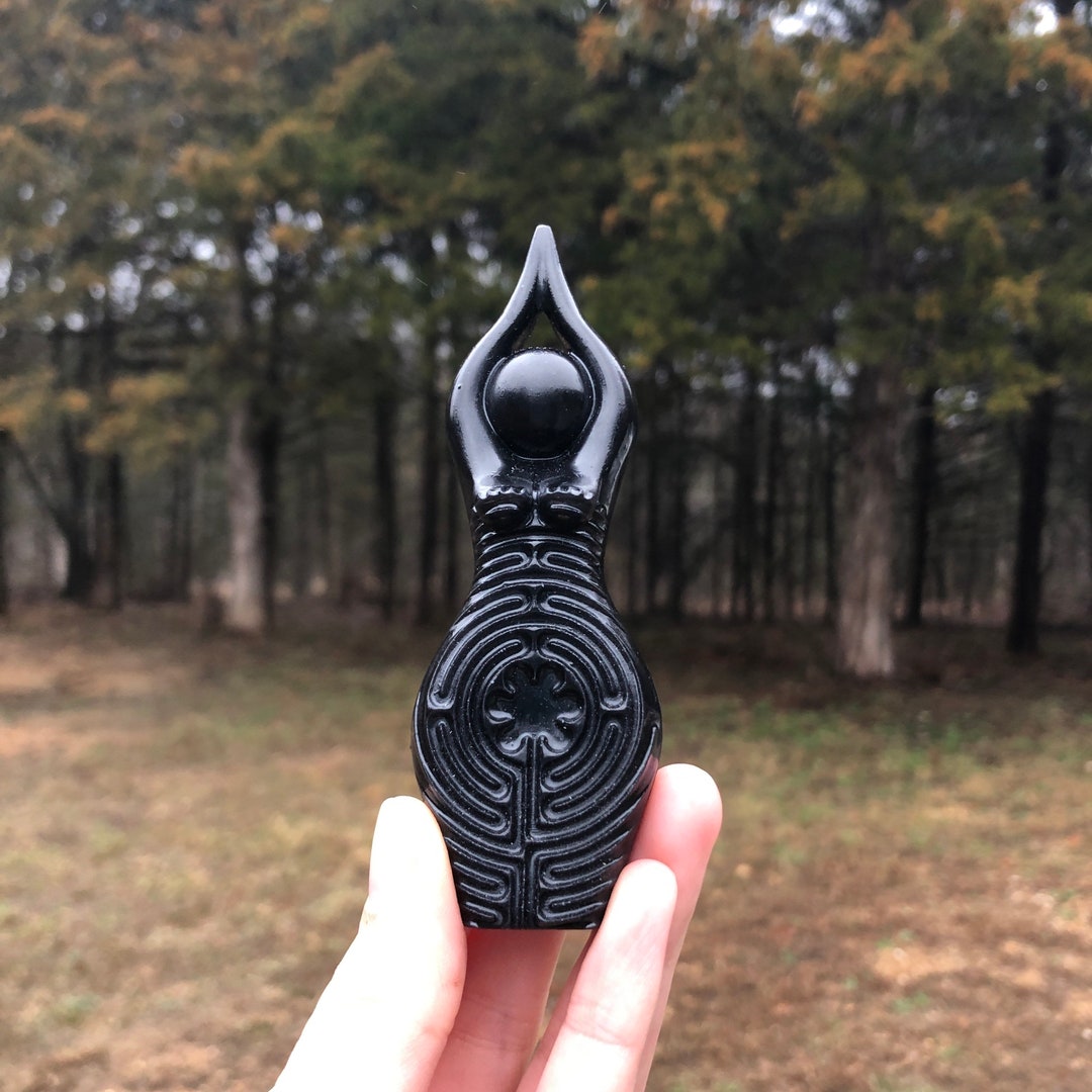 Descend Labyrinth Goddess Sacred Path Statue Black figurine, Brigid's ...