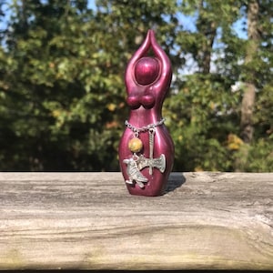 Macha Goddess Statue (sculpture, Figurine, Crow, Raven, Warrior Goddess ...