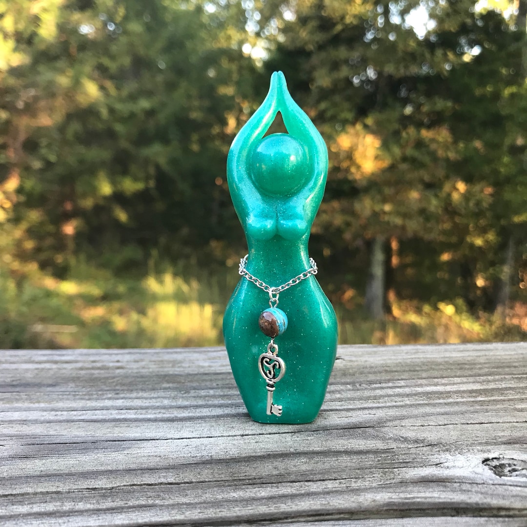 Iona Story Goddess Statue (sculpture, Figurine, Sacred Sites, Sea ...