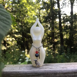 Badb Catha Goddess Statue statue, Crow, Raven, Warrior Goddess, Great ...