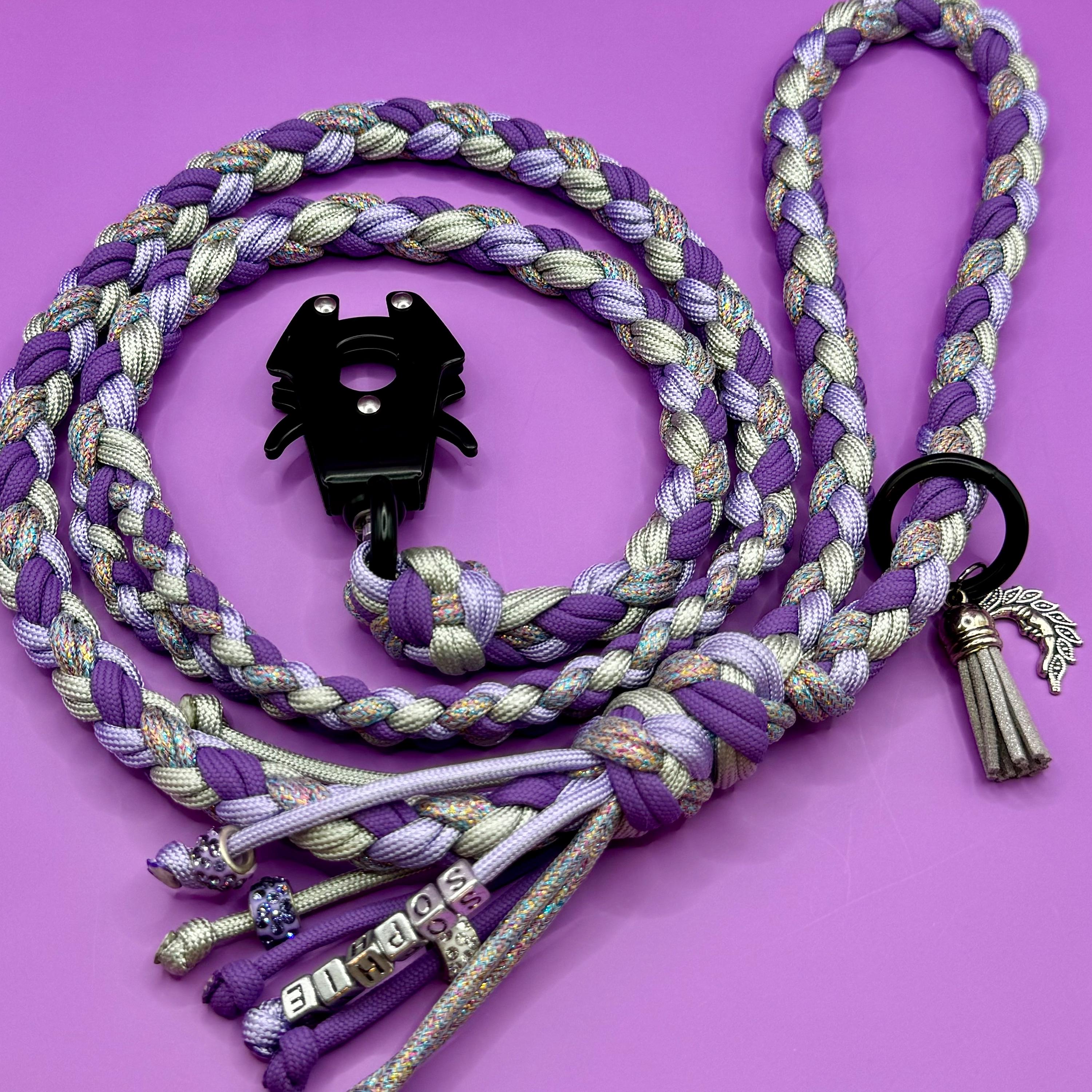 Luna Paracord Dog Leash With Swivel Frog Clip and Incorporated Traffic ...