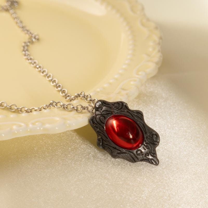 Dante,devil May Cry Dante Perfect Amulet, Dante Vergil Red Crystal ...