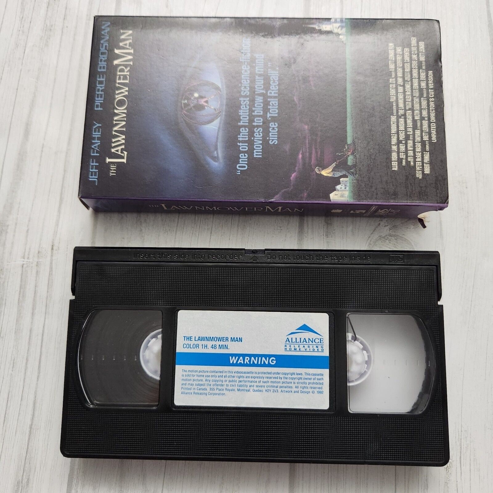 The Lawnmower Man VHS New Line 1992 Sci-fi Brett Leonard Fahey Pierce ...