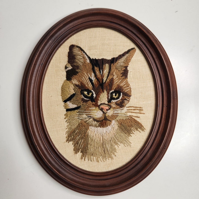 Columbia-minerva "peake" Cat Complete Framed Needlepoint Erica Wilson ...