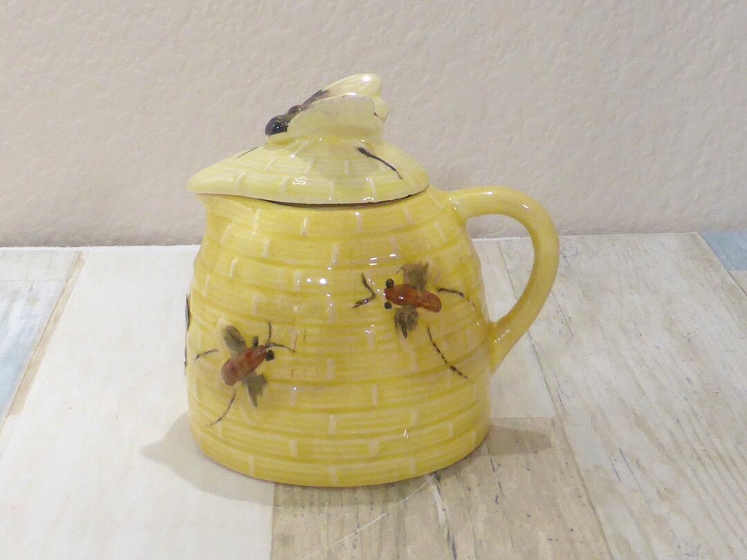 Vintage Ceramic Beehive Creamer Honey Pot Miniature Pitcher Bees Bee ...