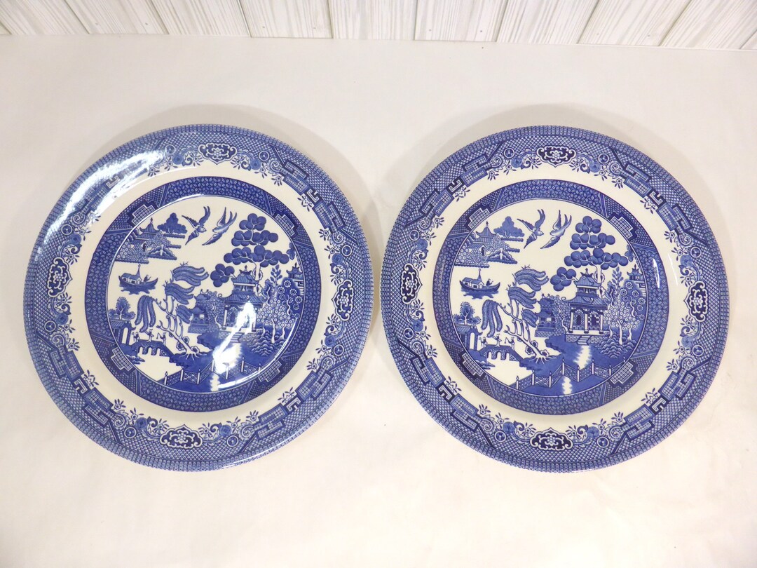 Vintage Churchill Ceramic Blue Willow Dinner Plates England Blue White ...
