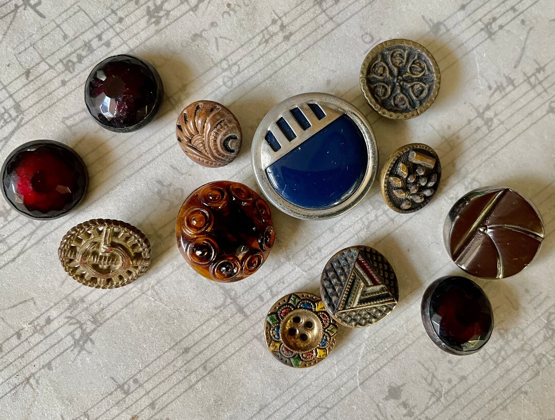 Vintage Buttons Glass Brass A Glorious Haberdashery Handful - Etsy
