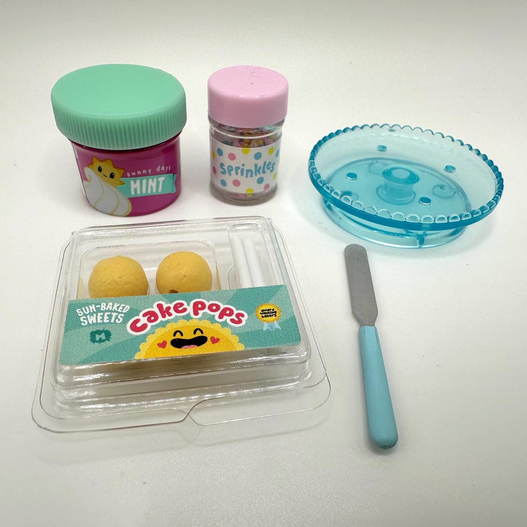 Miniverse Cafe Series 3 RARES - RARE Cake Pops - Miniverse Cake Pops ...