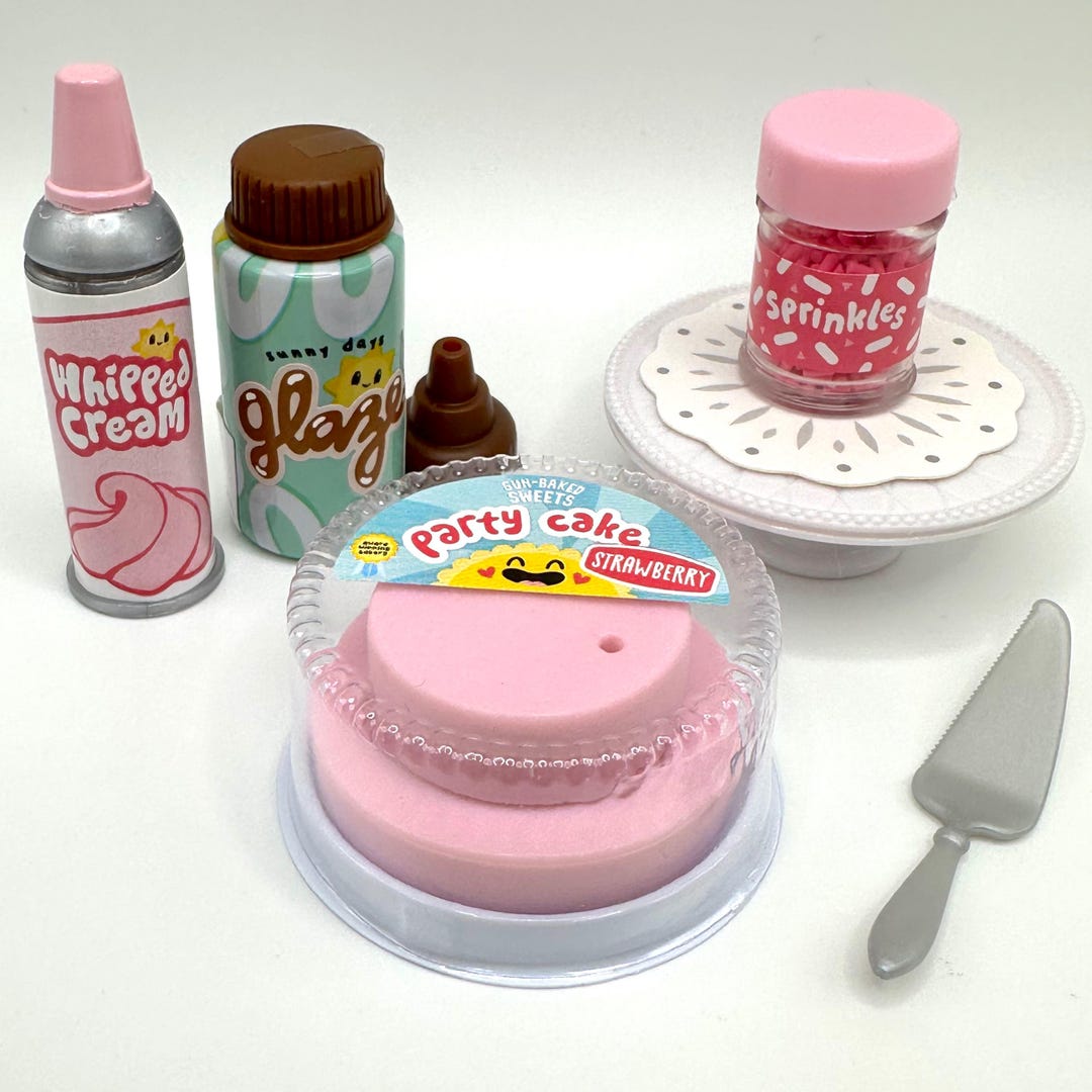 Miniverse Diner Series 2 - Choco Strawberry Cake - Miniverse Choco ...