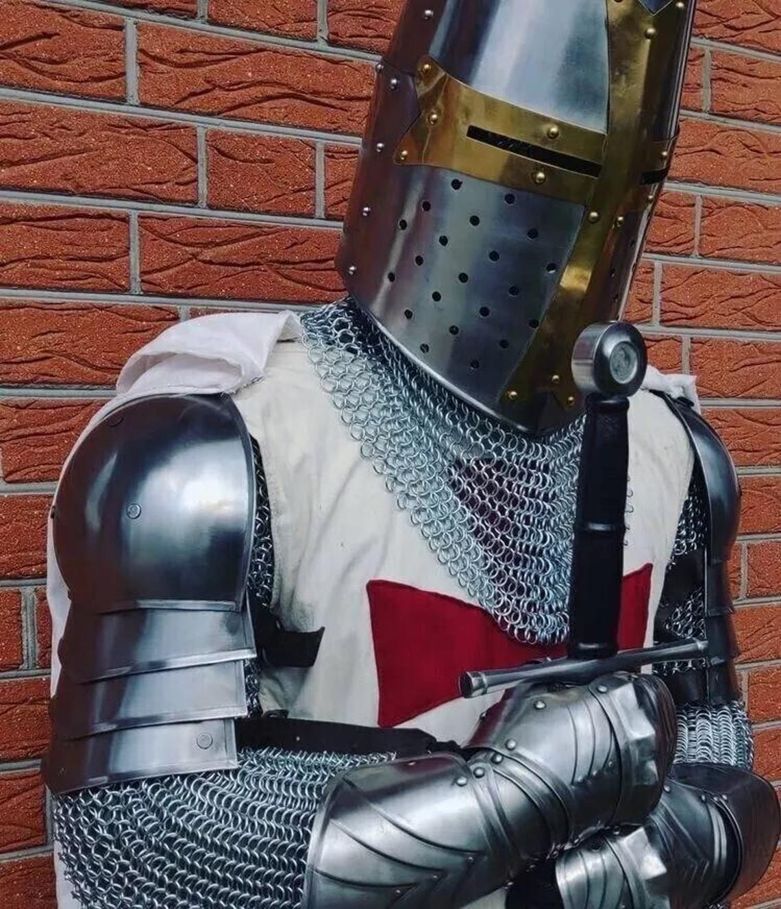 Customized Knight Armor Set for LARP and Cosplay Adventures Made With ...