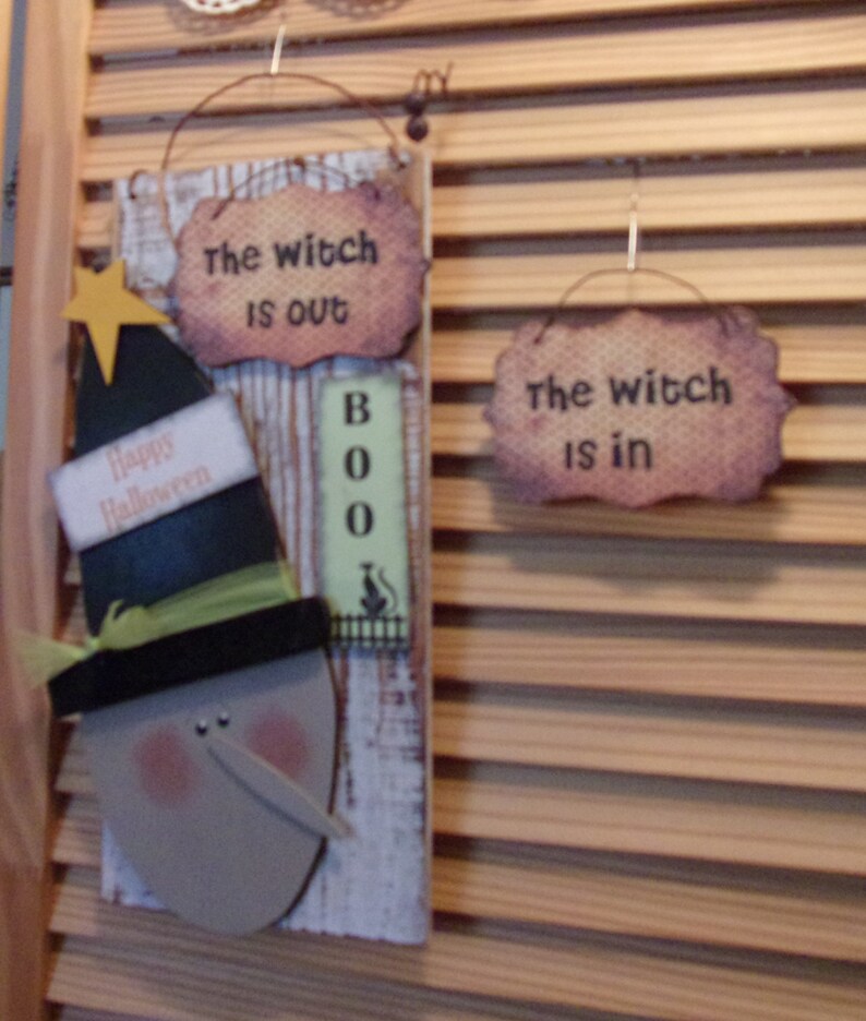 Reversible Witch is In/out Halloween Door Sign - Etsy