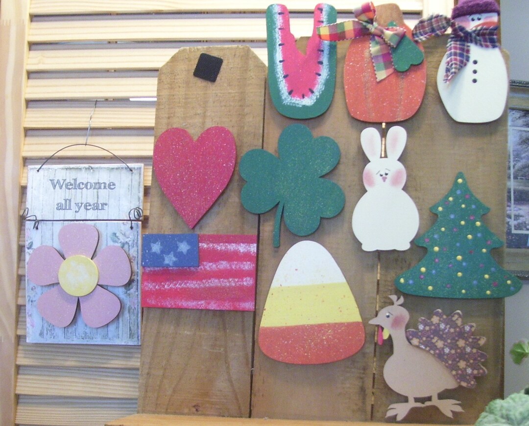 Welcome All Year Interchangeable Seasonal Signs - Etsy