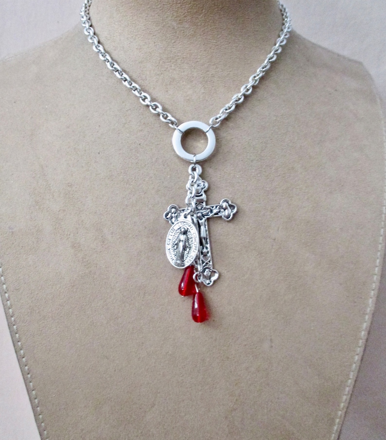 Fervor: Cross Pendant Choker Vampire Necklace Red Blood Drops Rosary ...