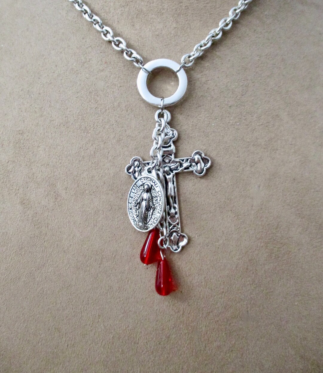Fervor: Cross Pendant Choker Vampire Necklace Red Blood Drops Rosary ...