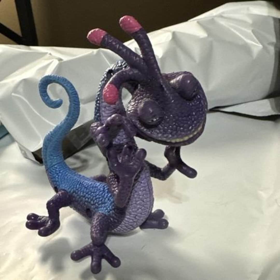 2001 Disney Pixar Monsters Inc Randall Boggs # 3 Figure Mcdonalds Happy ...