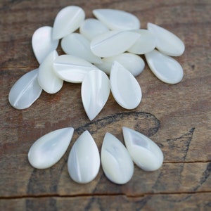 Vintage Mother of Pearl Teardrop Flat Back Shell Blank 8x15mm Teardrop ...