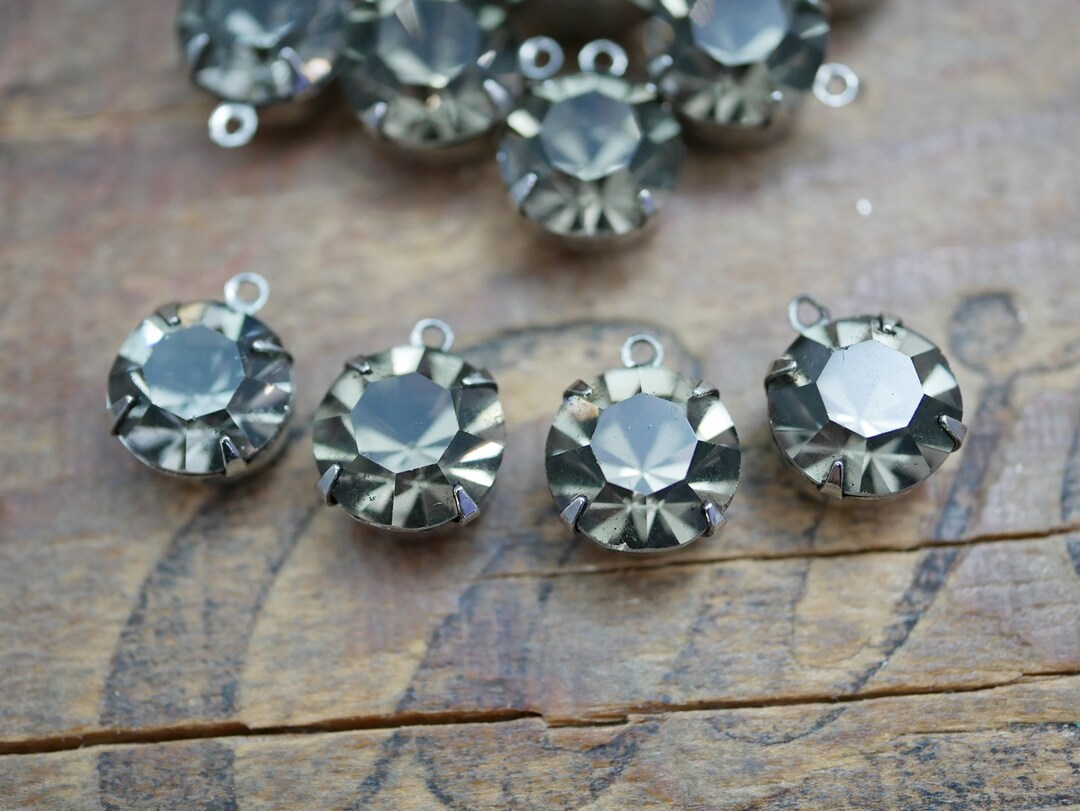 Vintage Rhinestone Drop 10mm Round Glass Rhinestone in Silver Prong ...
