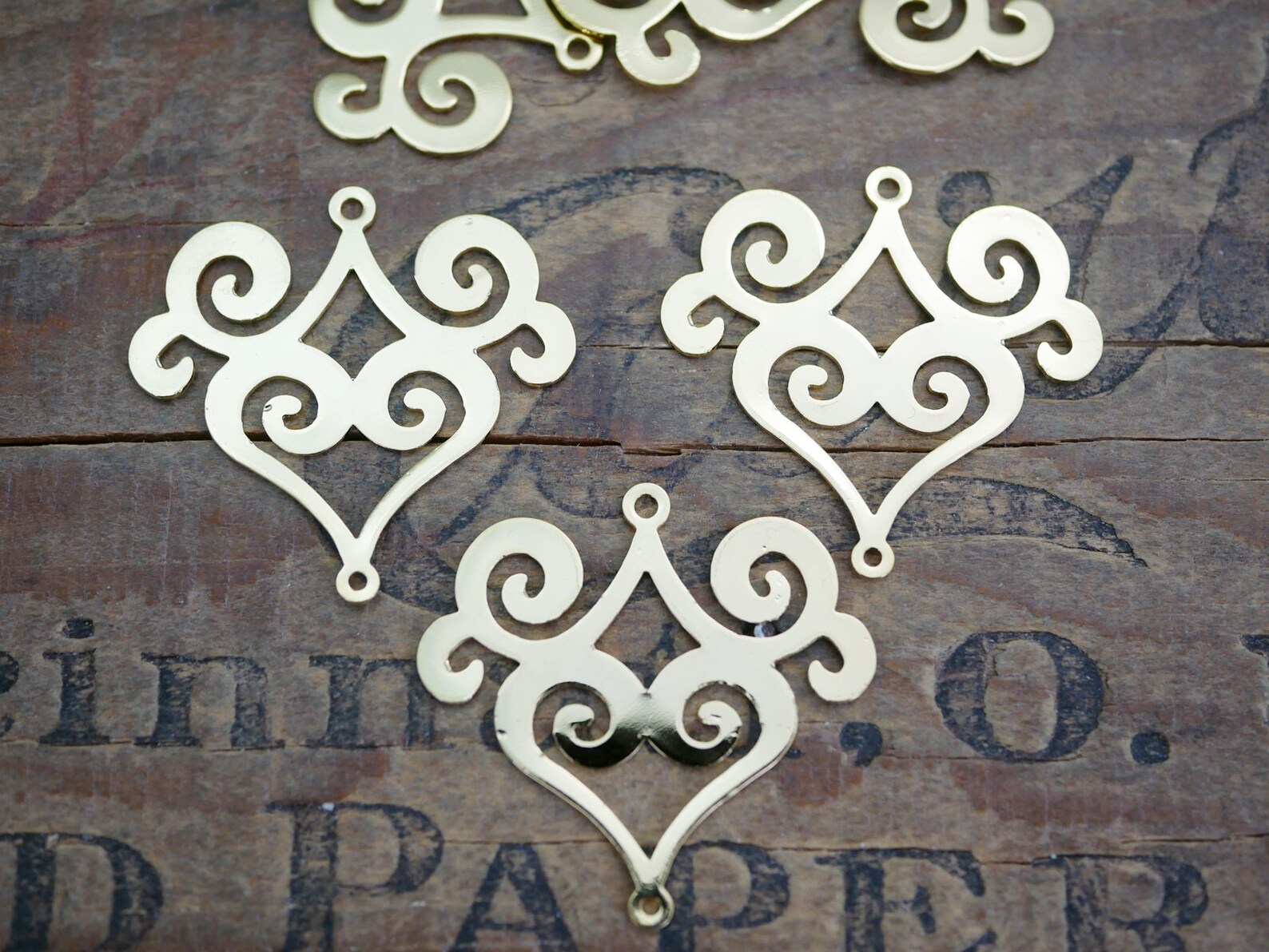 Shiny Gold Pendant Focal Ornate Scroll Pendant Two Loops (1) GK39 - Etsy