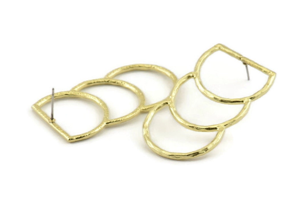 D Shape Earring, 2 Raw Brass D Shape Stud Earrings (46x25x2mm) N0964 ...
