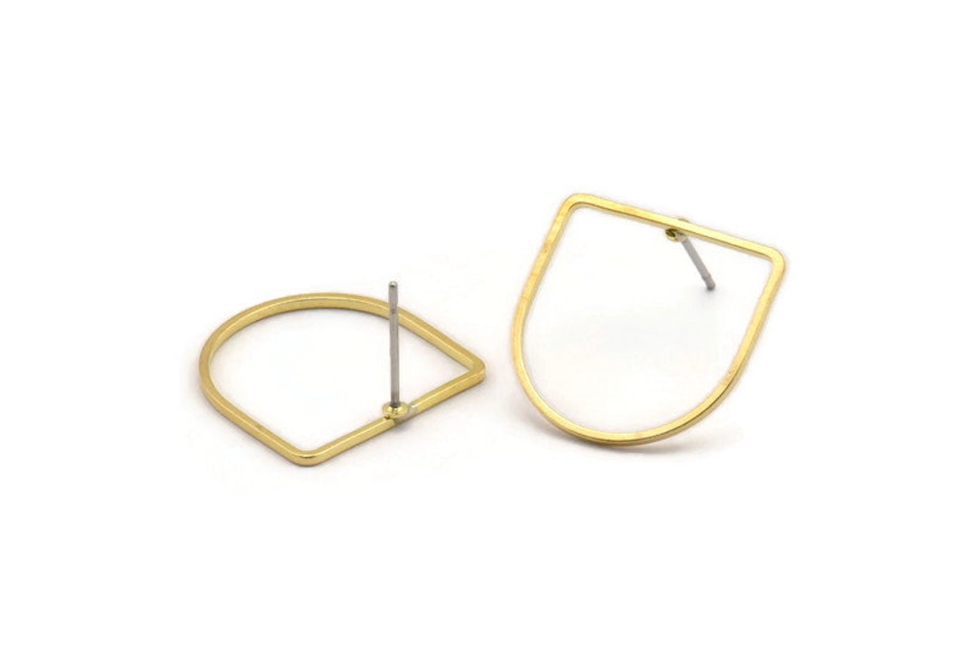 D Shape Earring, 8 Raw Brass D Shape Stud Earrings 19x19x1mm BS 2329 ...