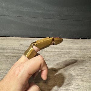 Jinx Mechanical Finger - League of Legends : Arcane L Hand Painted - Etsy