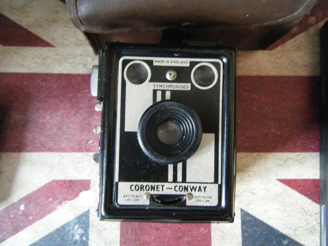 Vintage Conway Super Flash Box Film Camera for 120 Film With Original ...