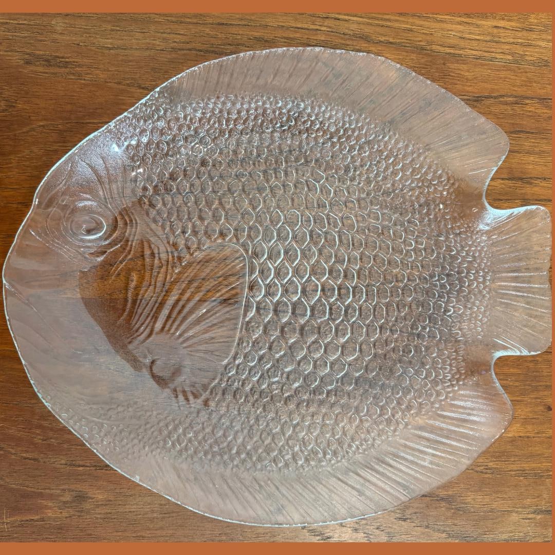 French Vintage Arcoroc Glass Fish Serving Platter, Textured Fish-shaped ...
