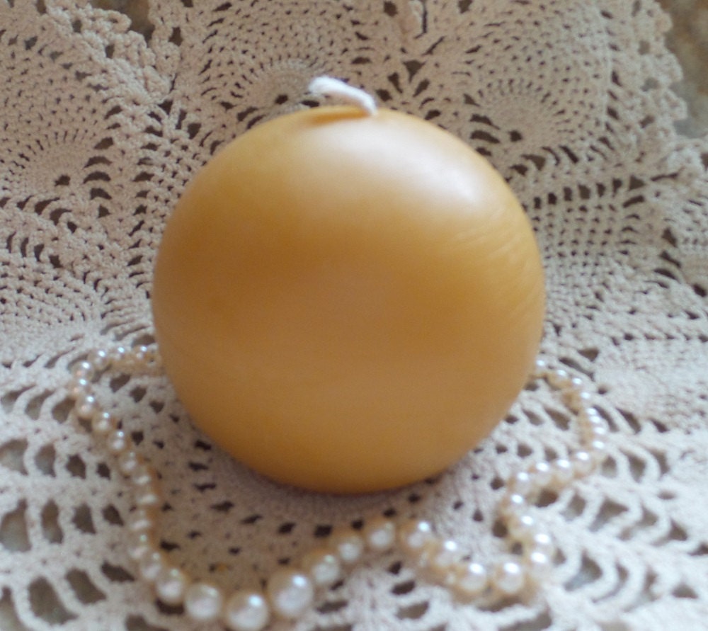 Beeswax Candle Sphere Round Ball-shaped Candle | Etsy