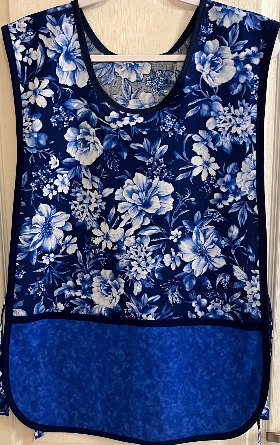Adult Apron Cobbler Style Pockets Flowers Blues White Everyday - Etsy