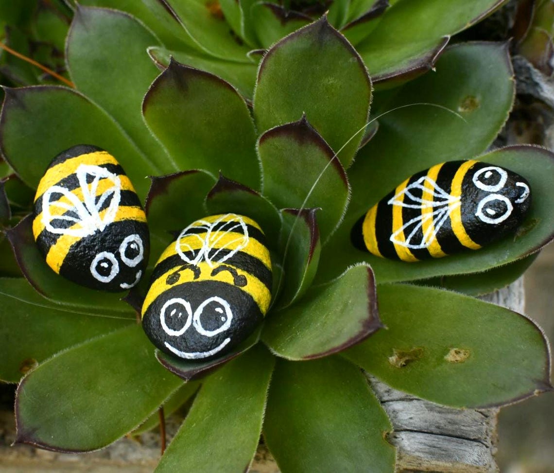 Bee Hand Painted Rock, Garden Rock Bees, Bee Plant Guardian, Bee Pet ...