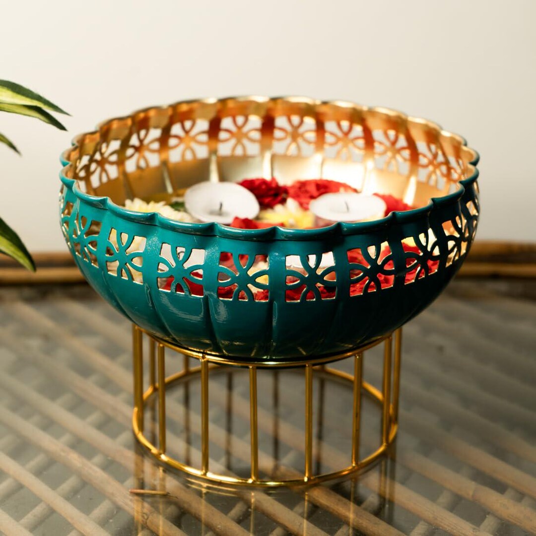 Green Urli Bowl With Stand Elegant Table Decoration for Floating ...