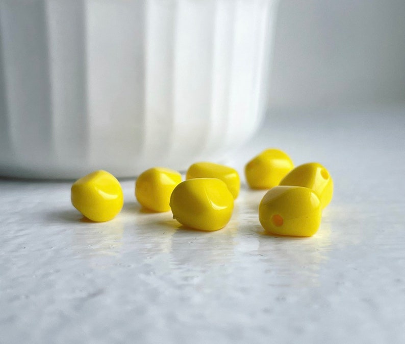 Vintage Lucite Yellow Nugget Beads 10mm 30 - Etsy