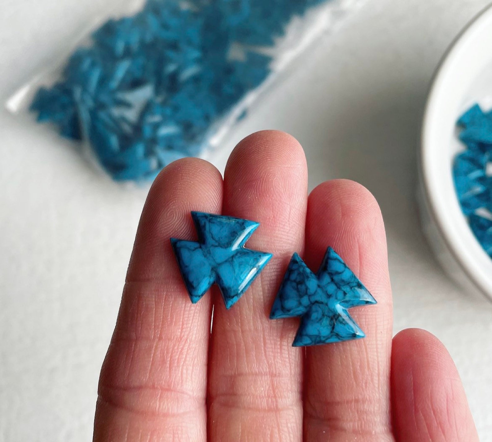 Vintage Lucite Blue Faux Turquoise Arrow Flatbacks Cabs - Etsy