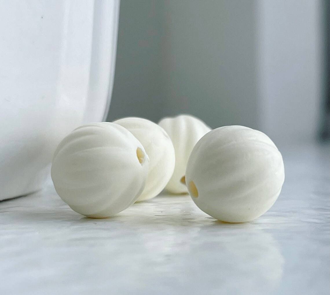 Vintage Lucite Ivory Cream Opaque Fluted Round Beads Matte 10mm (20) - Etsy